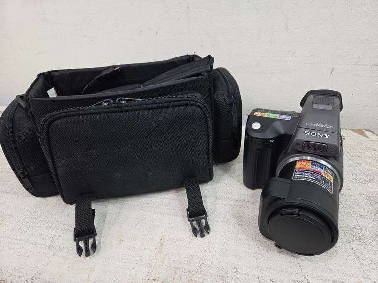 Sony Mavica digital still camera with accessories. 7a - Lil Dusty ...