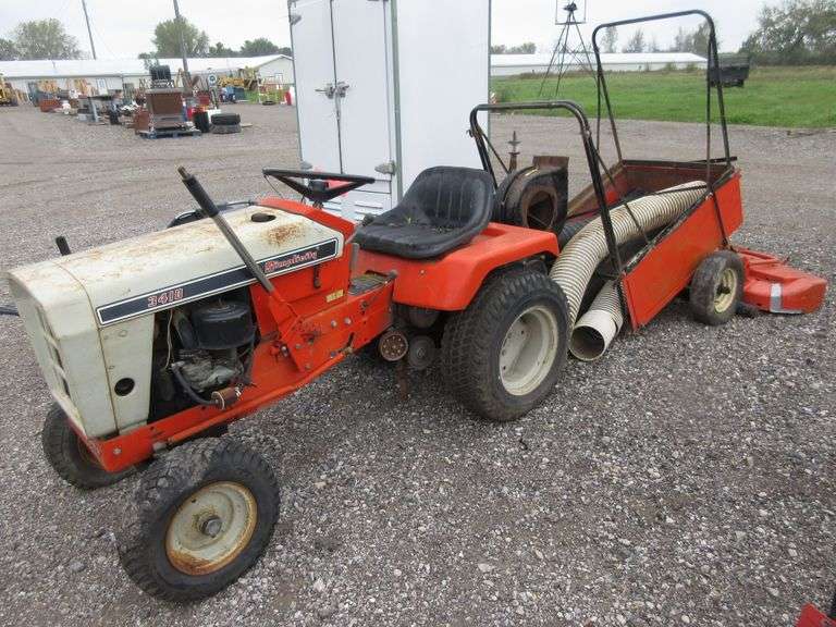 Simplicity 3410 Garden Tractor with 42" Mower Deck, and Simplicity ...