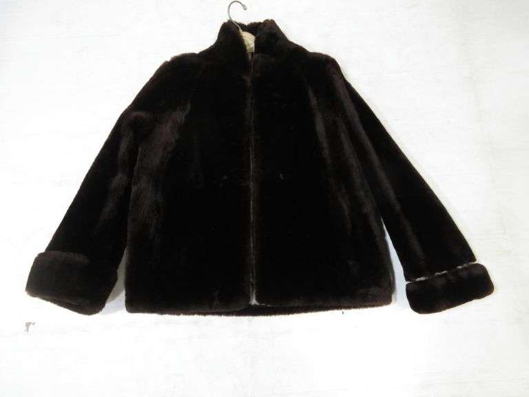 Ladies Fur Coat, Tag States: Fur Label Authority, Consumer Protection ...