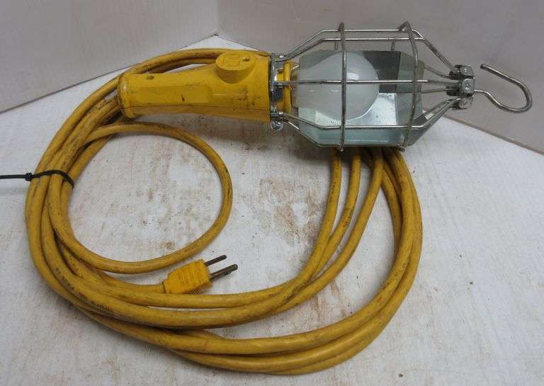 Commercial Drop Cord with Electrical Plug - Albrecht Auction Service