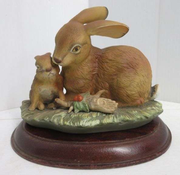 Homco Porcelain Masterpiece Rabbits Figurine - Albrecht Auction Service