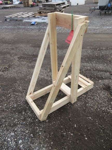 Heavy Duty Outboard Motor Stand, 25 HP and Up, Stand has Sliders on ...