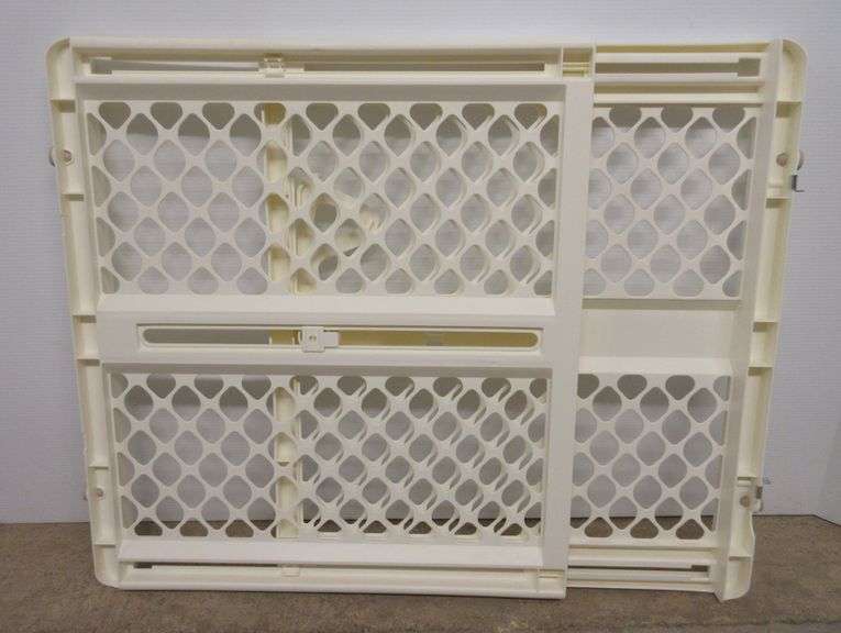 Ivory Gate - Albrecht Auction Service