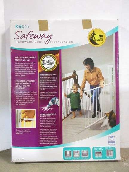 Kidco. Safeway Gate, White in Color - Albrecht Auction Service