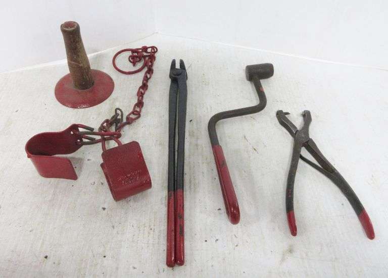 (5) Old Tools: Hog Scraper, Blacksmith Tongs, Leather Punch, 1925 Chain ...