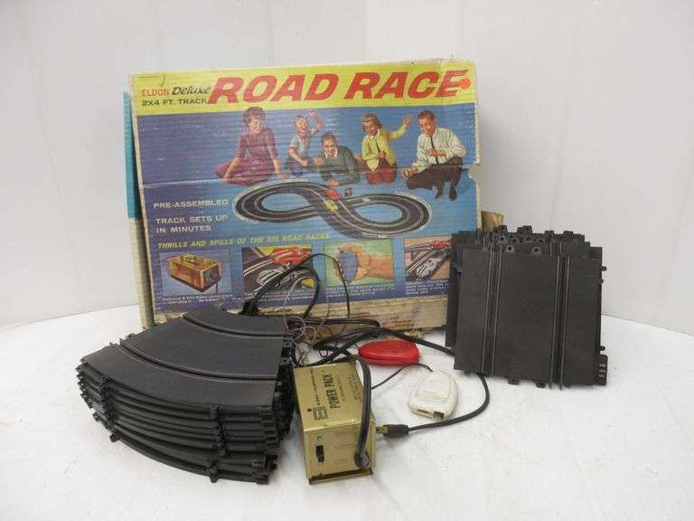 Road Race Track Parts - Albrecht Auction Service