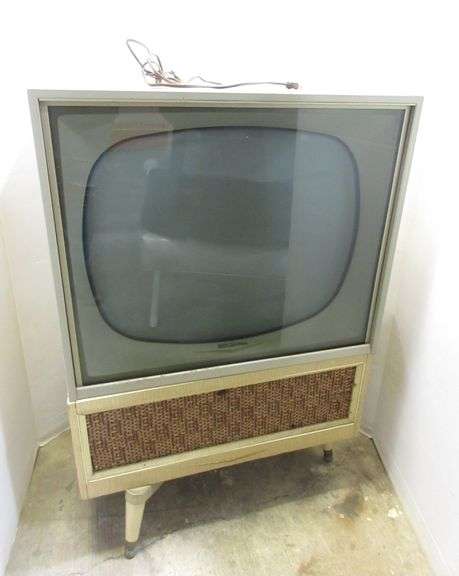 1958 RCA MFG. Victor Talking Machine TV, Two-Piece TV and Swivel Stand ...