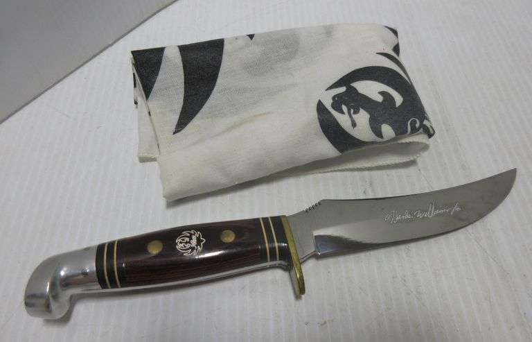 Hank Williams Jr. Hunting Knife with Sheath and Bandana - Albrecht ...