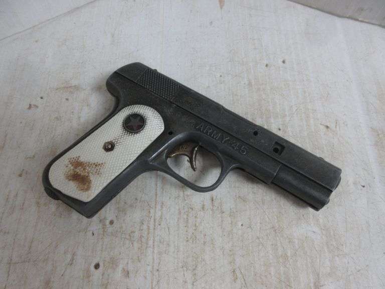 Hubbell Army 45 Old Cap Gun - Albrecht Auction Service