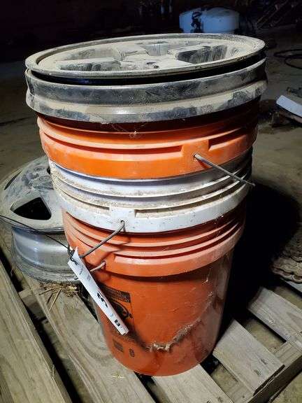 Group of Five Gallon Buckets, One with Spin Off Lid (Needs Cleaning ...