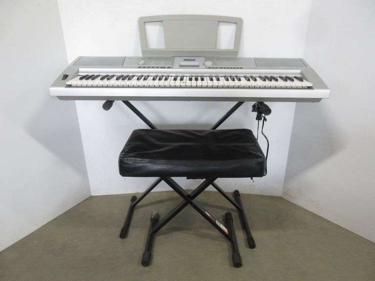 Yamaha Model DGX-205 Portable Grand Piano Music Keyboard with Stand ...
