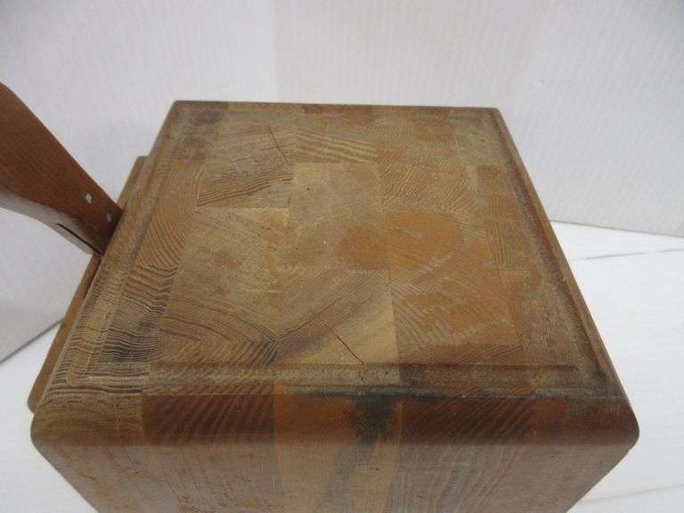 Old Miniature Butcher Block with Butcher Knife - Albrecht Auction Service