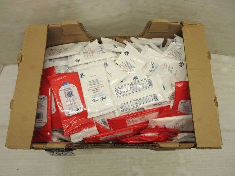 (200) Packs of Safe and Soft Hand Wipes, 15 Wipes per Pack - Albrecht ...