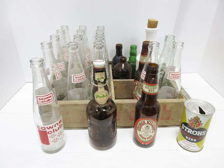 Very Old Town Club Wooden Case; (16) Towne Club Soda Bottles from ...