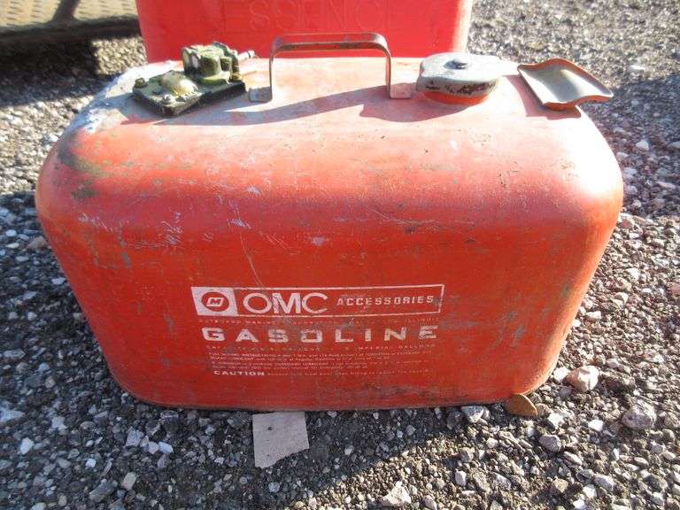 (2) Boat Metal Gas Cans, (2) Five-Gallon Gas Cans, and a 2 1/2-Gallon ...