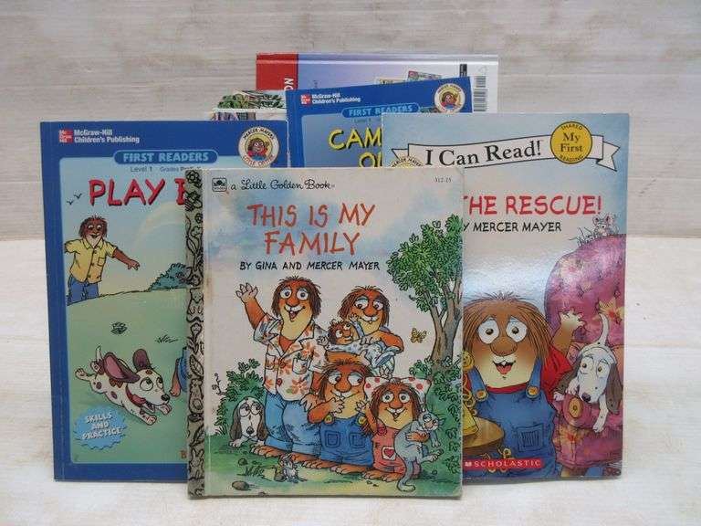 (32) Merver Mayer Books with VHS, and A Hardcover Storybook Collection ...