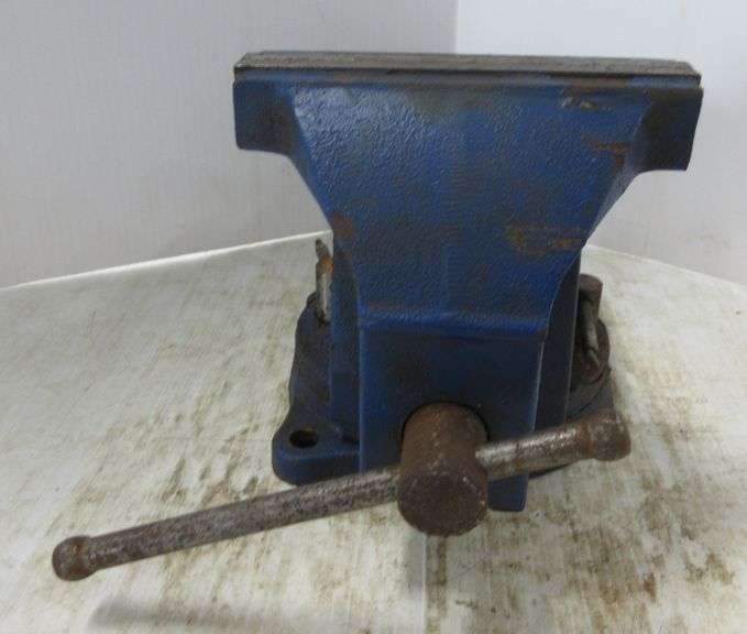 5" Irwin Blue Vise - Albrecht Auction Service