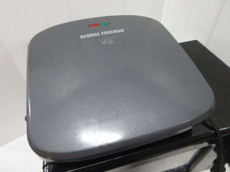 Microwave, George Foreman Grill, and Toaster - Albrecht Auction Service