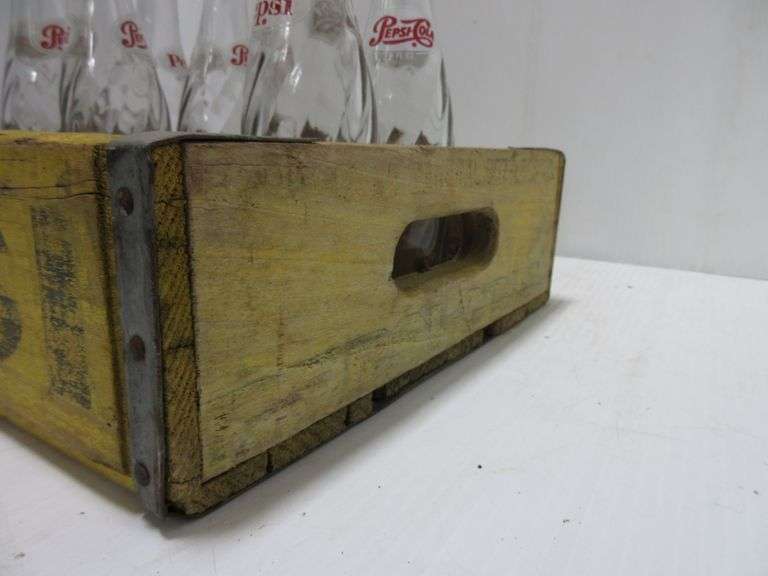 Pepsi Crate with (8) Bottles - Albrecht Auction Service