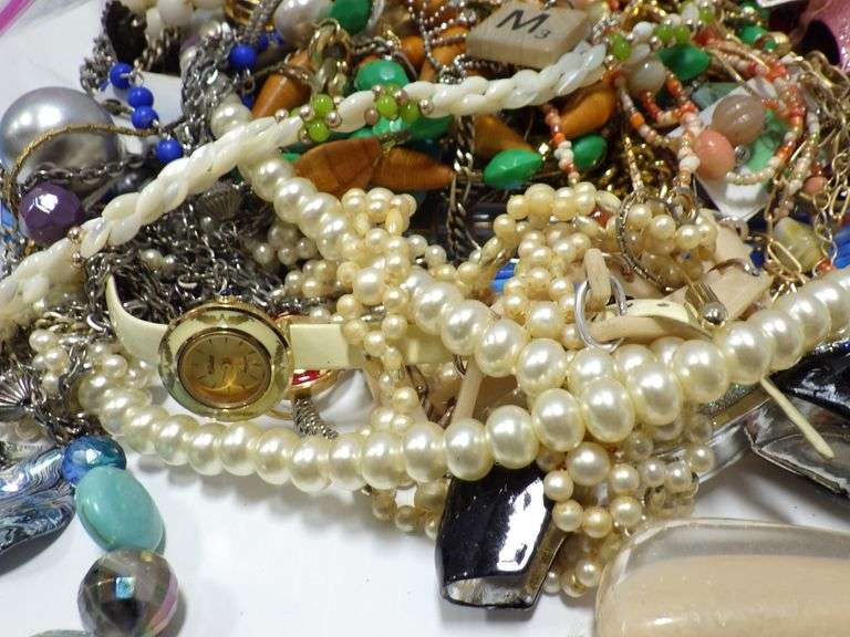 Gallon bag of untested jewelry, 5 lbs., Except where specifically noted ...