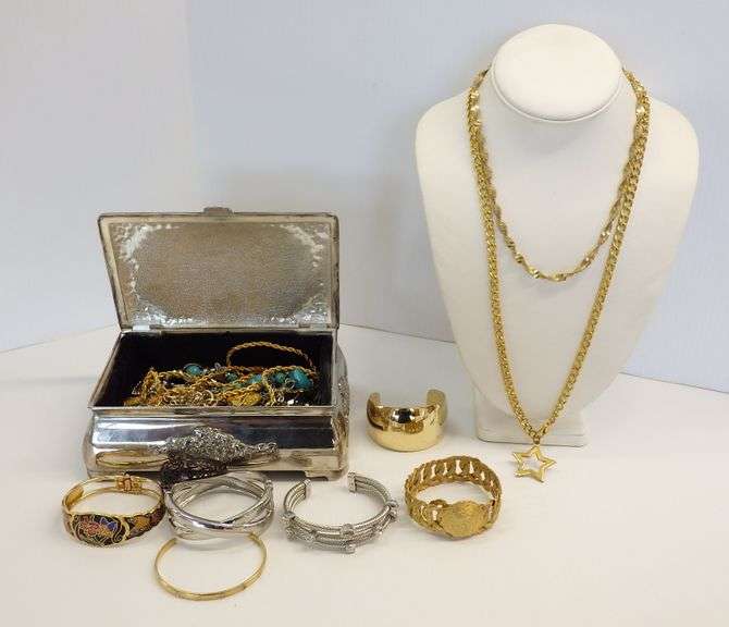 Silver plated jewelry box filled with untested jewelry, very nice, 7" x ...