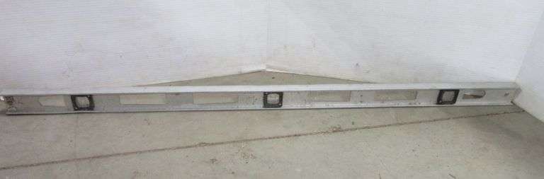 4' Level - Albrecht Auction Service