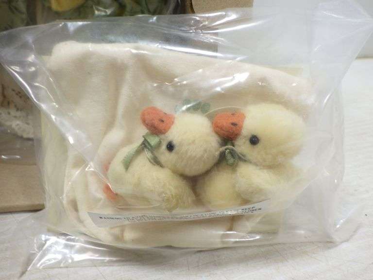 The Boyds Collection "Mary Elizabeth", "Becca & Ruth", and "Tilly ...