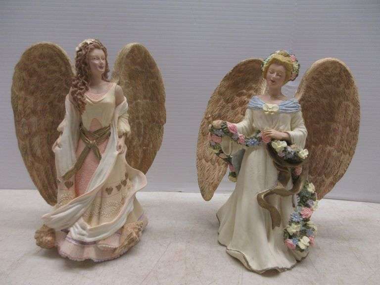 Pair of 8" Roman Angels, new and in excellent condition - Albrecht ...