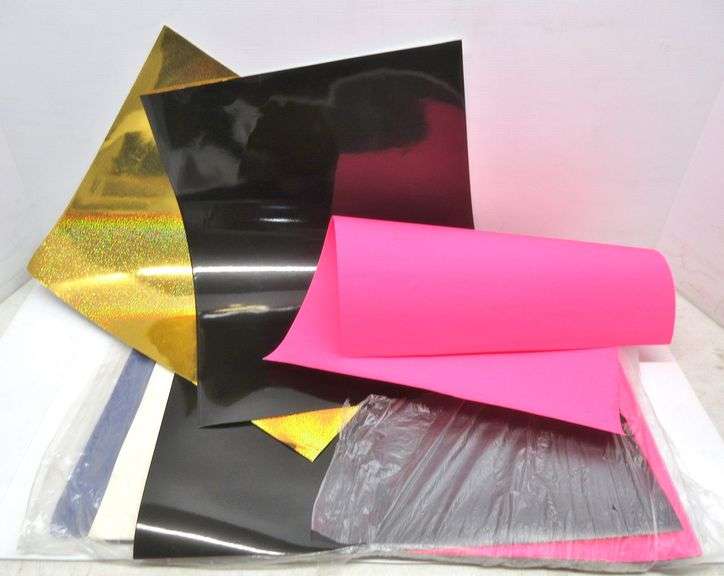 (24) Giant poster boards, thick construction, 28" x 22", in new ...