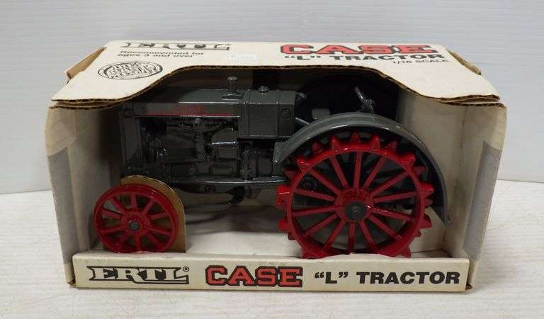 ERTL Case Model L Toy Tractor, 1/16 scale - Albrecht Auction Service