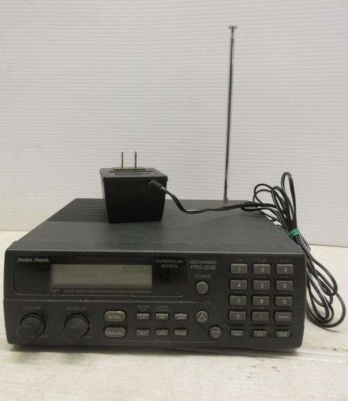 Radio Shack Pro 2040 Scanner, Police, Fire, and More - Albrecht Auction ...