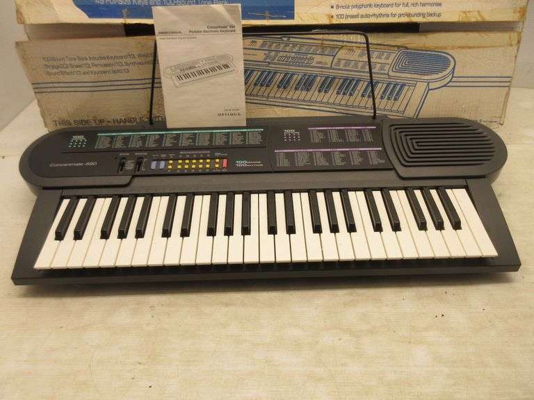 Concertmate 690 electric keyboard, in working condition - Albrecht ...