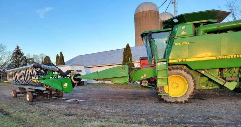 John Deere 9510 4WD Combine, (4200 Engine Hours, 3200 Separator Hours ...