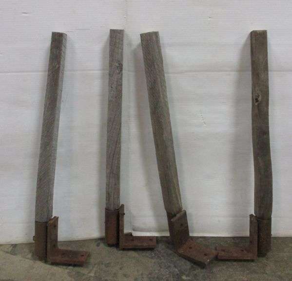Rustic Industrial Barnwood table legs with angle iron mounting bracket ...