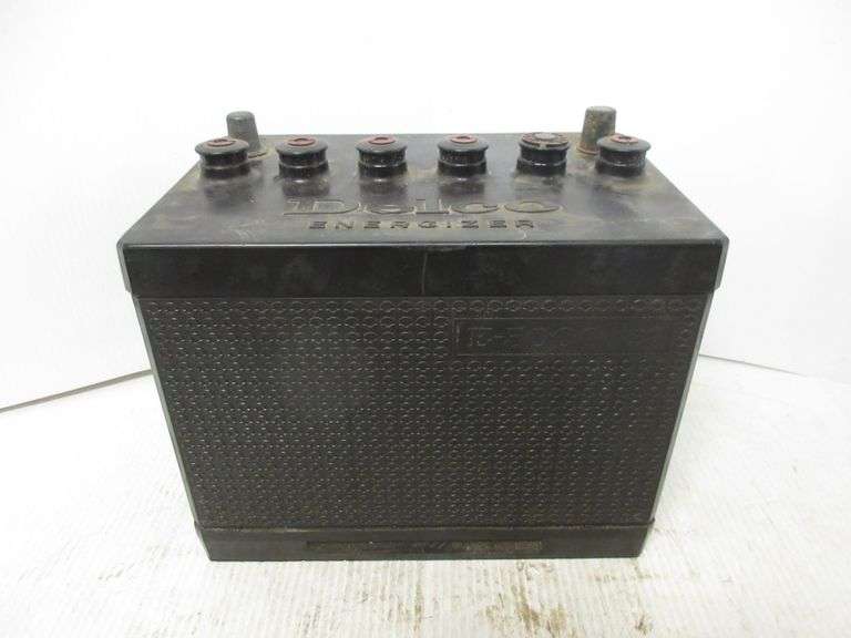 1960's and 1970's Delco energizer E-5000, R59 battery, for display ...