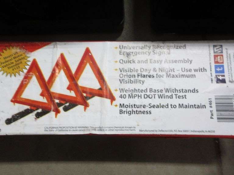 Orion triangles, 3-pack, DOT compliant with weighted bases, unused; (4 ...