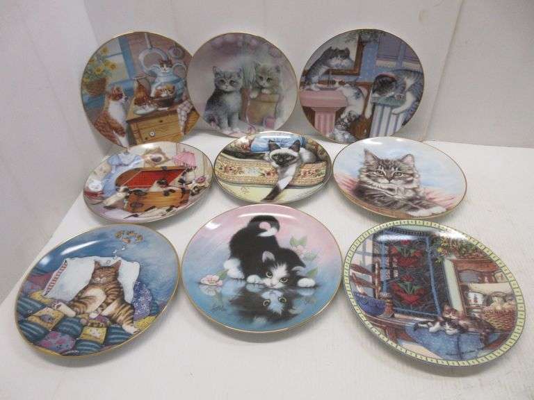 (9) Old limited edition cat plates, 8 1/2"Dia - Albrecht Auction Service