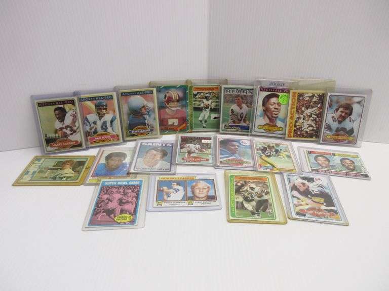 (20) Vintage NFL football cards, all Hall of Fame or All Stars and ...