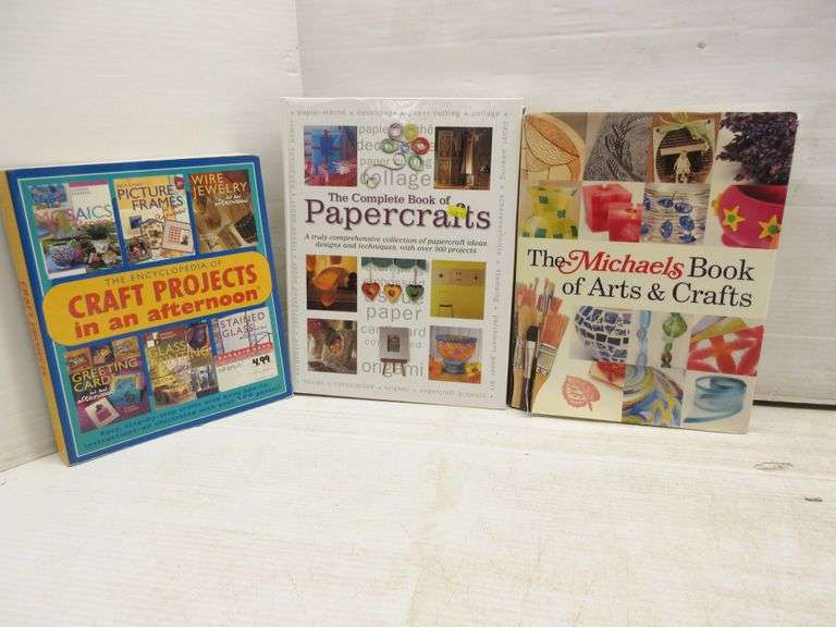 (3) Large craft books: 1- Michaels book of crafts, 1- Craft Projects ...