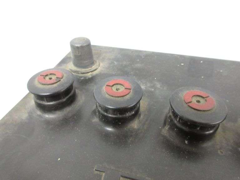 1960's and 1970's Delco energizer E-5000, R59 battery, for display ...