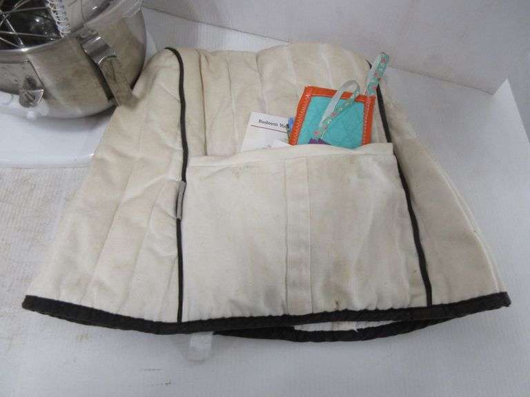 Kitchenaid Pro 500 series mixer with attachments, variable speeds ...