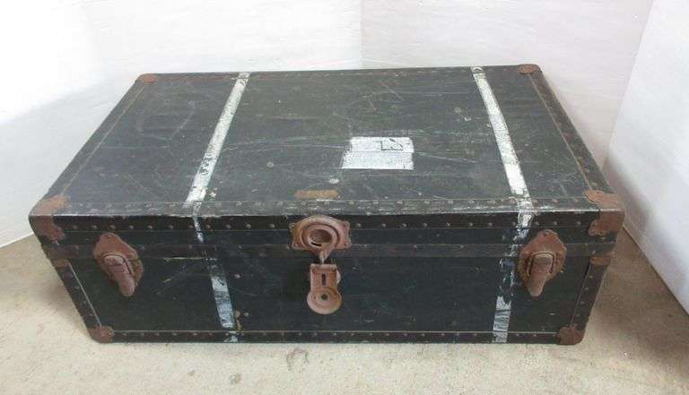 Old steamer trunk, black with hinges, genuine vulcanized fibre binding ...