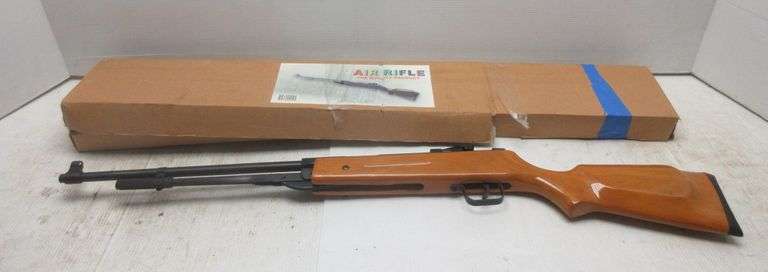 Air rifle in box, model B3, like new - Albrecht Auction Service
