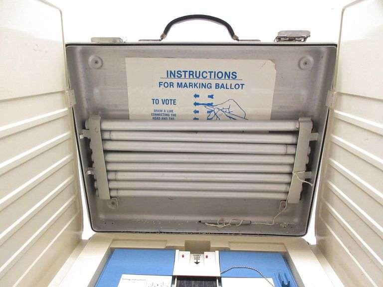 Old Voting booth with legs, 21" folded - Albrecht Auction Service