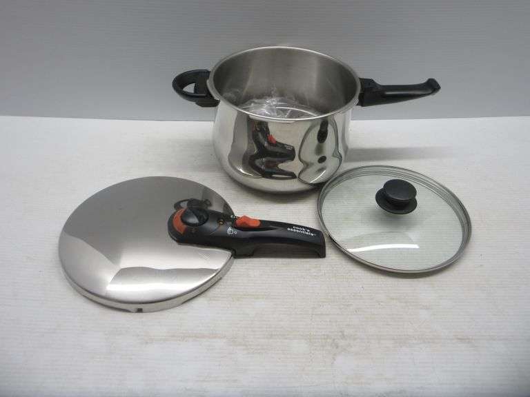 Cooks Essentials, pressure cooker, 6-liter, new - Albrecht Auction Service