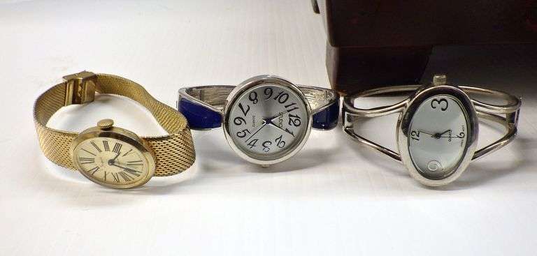 Over 5 lbs. of untested jewelry in a quality wooden box, box- 9" x 13 ...