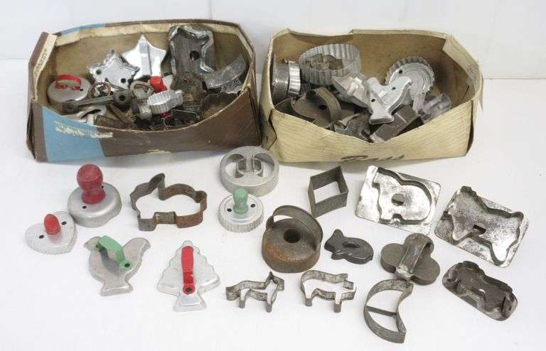 Over (40) Antique cookie cutters, all are metal, some with wood handles ...