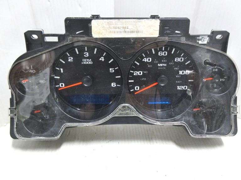 07.5-13 Chevy/GMC Speedometer, works, 180K miles - Albrecht Auction Service
