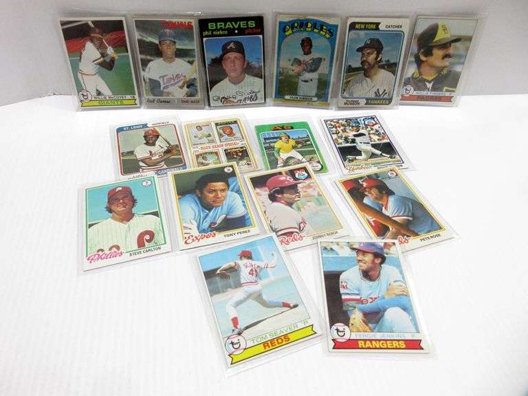 (16) Different 1970s baseball cards, all superstar players, include ...