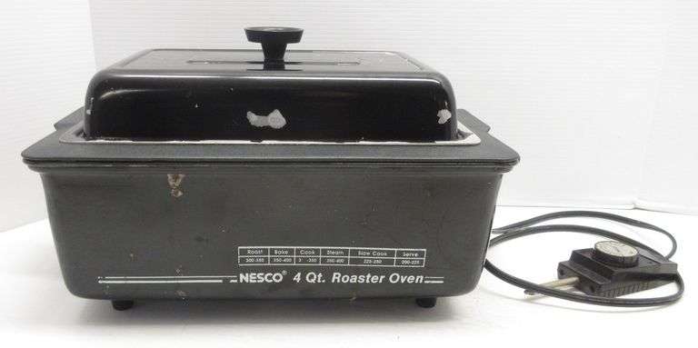 Nesco 4-Quart Roaster oven with rack, non stick interior, good working ...